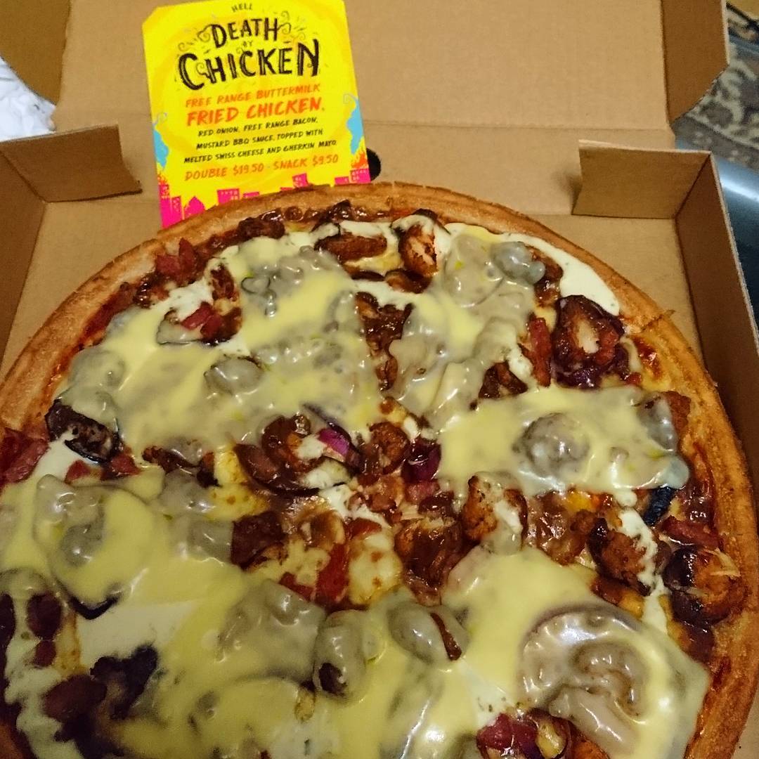 Hell Pizza - Death By Chicken - Flashback - @sh1teater NZ snack reviews